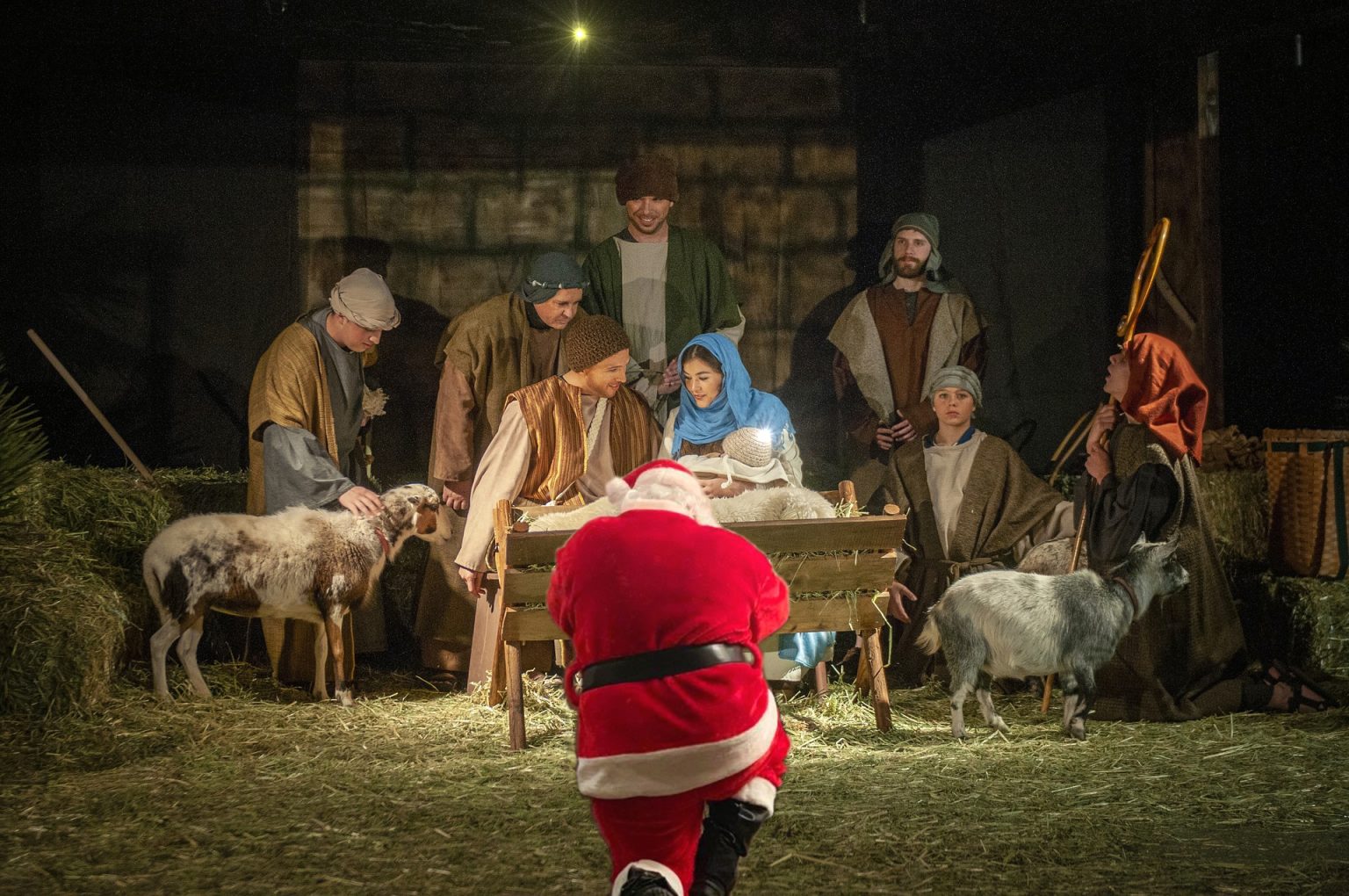 Does Santa Claus Know Jesus Christ? - North Pole City